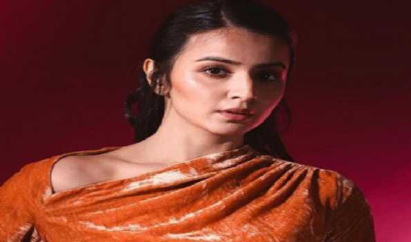 Mahima Makwana shines in 'Showtime' as Mahika Nandy