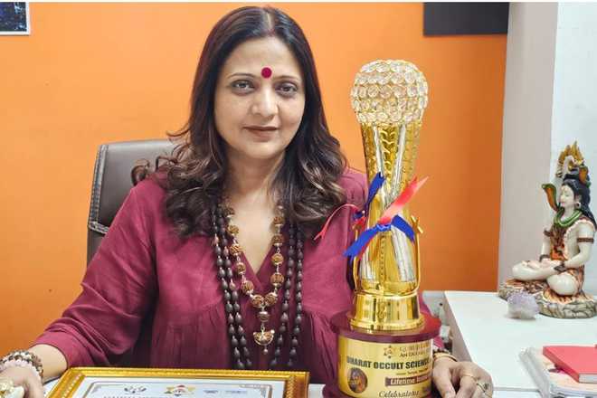 Celebrity Astrologer Ritu Singh Receives Lifetime Inspiration Award at ...