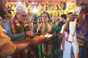 Jamelizsmth free porn i called the booker a day in advance